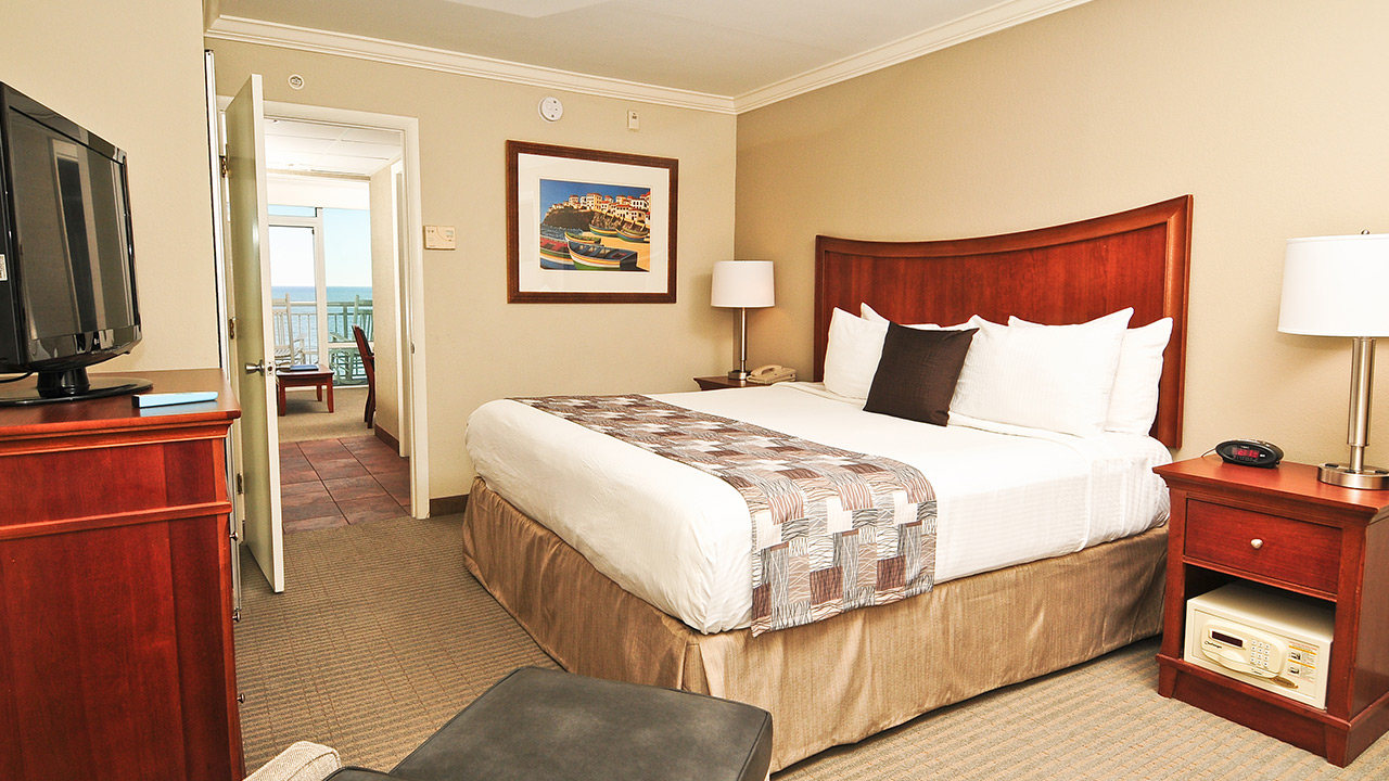 Oceanfront Hotel in Myrtle Beach | The Sandbar Myrtle Beach