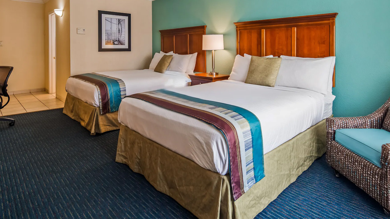 Oceanfront Hotel in Myrtle Beach | The Sandbar Myrtle Beach